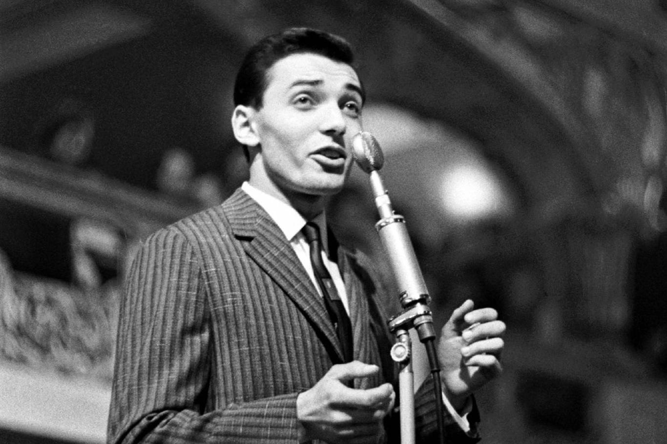 Galerie - Karel Gott a jeho osudové ženy: Dcery, partnerky, manželka ... Galerie - Karel Gott a jeho osudové ženy: Dcery, partnerky, manželka ...